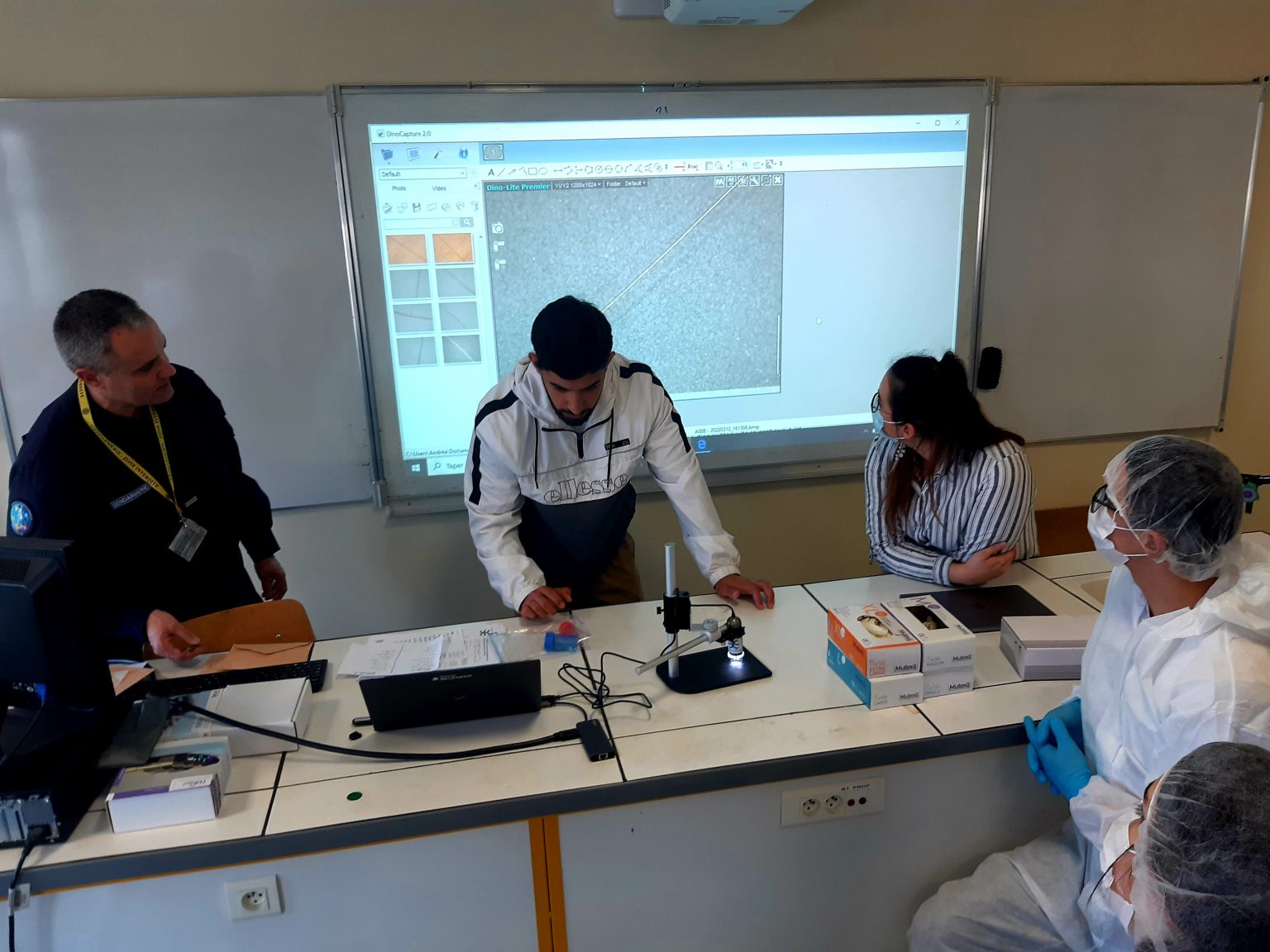 EXPERTS à l’École : les gendarmes de l’IRCGN rencontrent les élèves du ...