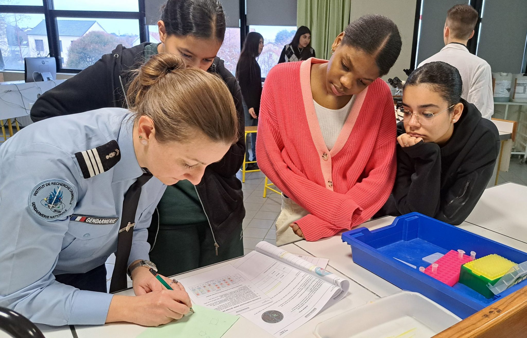Criminalistique et réflexion sur l’orientation lors d’une rencontre ...