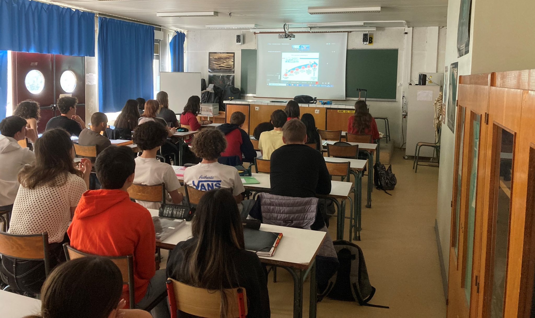 Comptoir des sciences par le Cercle FSER – Témoignage d’une enseignante ...